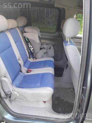 Grey Volkswagen Caddy 2006 in Preili, with an engine capacity of 1.90 L and mileage of 441 thousand km for 800 €, photo 6 on AUTOMOTO.COM.LV