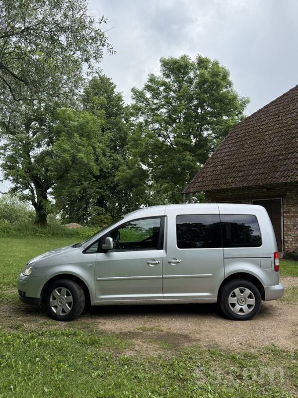Pelēks Volkswagen Caddy 2006 Kuldīga, ar dzinēja tilpumu 1.90 L un nobraukumu 276 tūkst. km par 3000 €, foto 2 vietnē AUTOMOTO.COM.LV