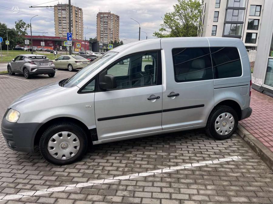 Серый Фольксваген Кадди 2006 в Каунас, объемом двигателя 1.90 л и пробегом 273 тыс. км за 3100 €, фото 5 на AUTOMOTO.COM.LV