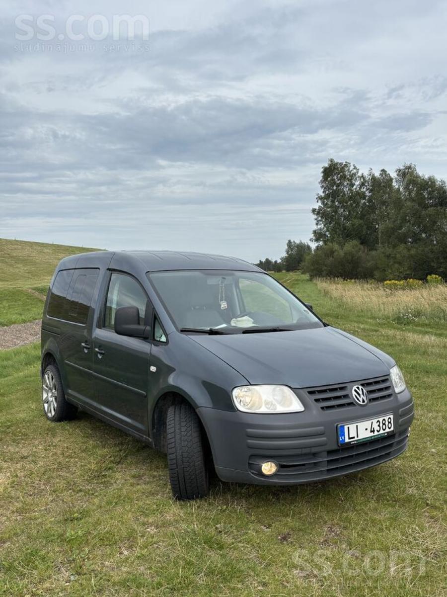 Pelēks Volkswagen Caddy 2006 Rīga, ar dzinēja tilpumu 1.90 L un nobraukumu 254 tūkst. km par 3300 €, foto 3 vietnē AUTOMOTO.COM.LV