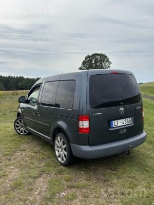 Pelēks Volkswagen Caddy 2006 Rīga, ar dzinēja tilpumu 1.90 L un nobraukumu 254 tūkst. km par 3300 €, foto 4 vietnē AUTOMOTO.COM.LV