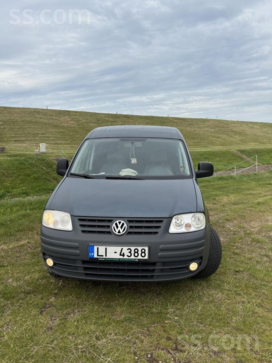 Pelēks Volkswagen Caddy 2006 Rīga, ar dzinēja tilpumu 1.90 L un nobraukumu 254 tūkst. km par 3300 €, foto 5 vietnē AUTOMOTO.COM.LV