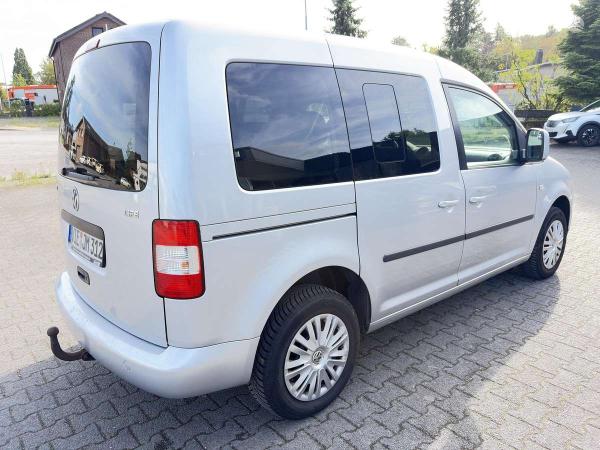 Grey Volkswagen Caddy 2006 in Jurbarkas, with an engine capacity of 1.60 L and mileage of 257 thousand km for 3150 €, photo 7 on AUTOMOTO.COM.LV