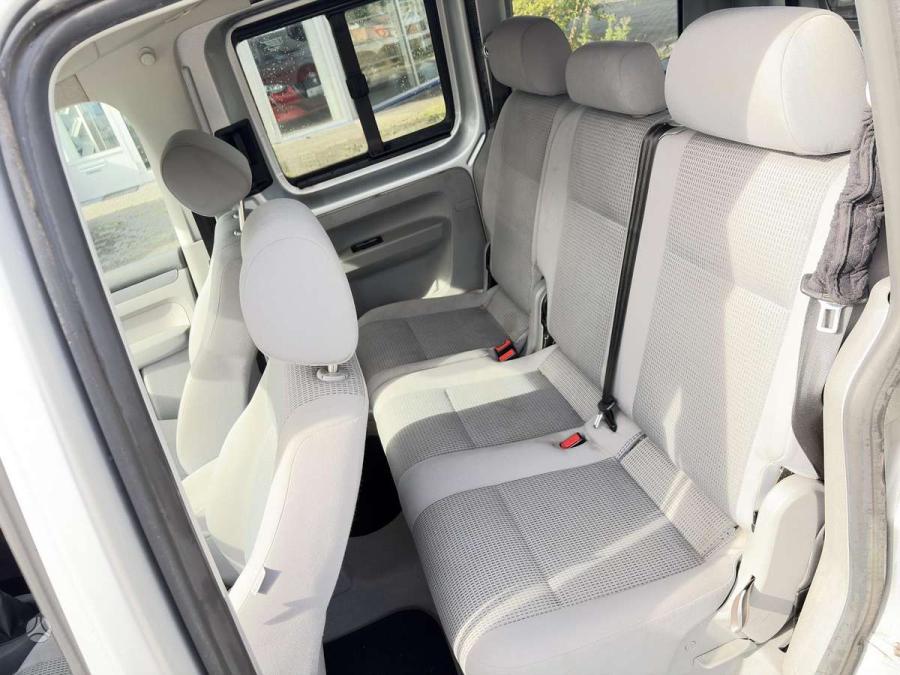 Grey Volkswagen Caddy 2006 in Jurbarkas, with an engine capacity of 1.60 L and mileage of 257 thousand km for 3150 €, photo 15 on AUTOMOTO.COM.LV