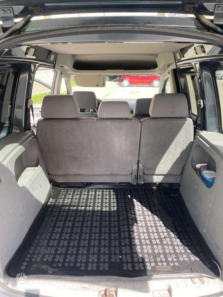 Pelēks Volkswagen Caddy 2007 Kelmė, ar dzinēja tilpumu 1.90 L un nobraukumu 379 tūkst. km par 3750 €, foto 9 vietnē AUTOMOTO.COM.LV