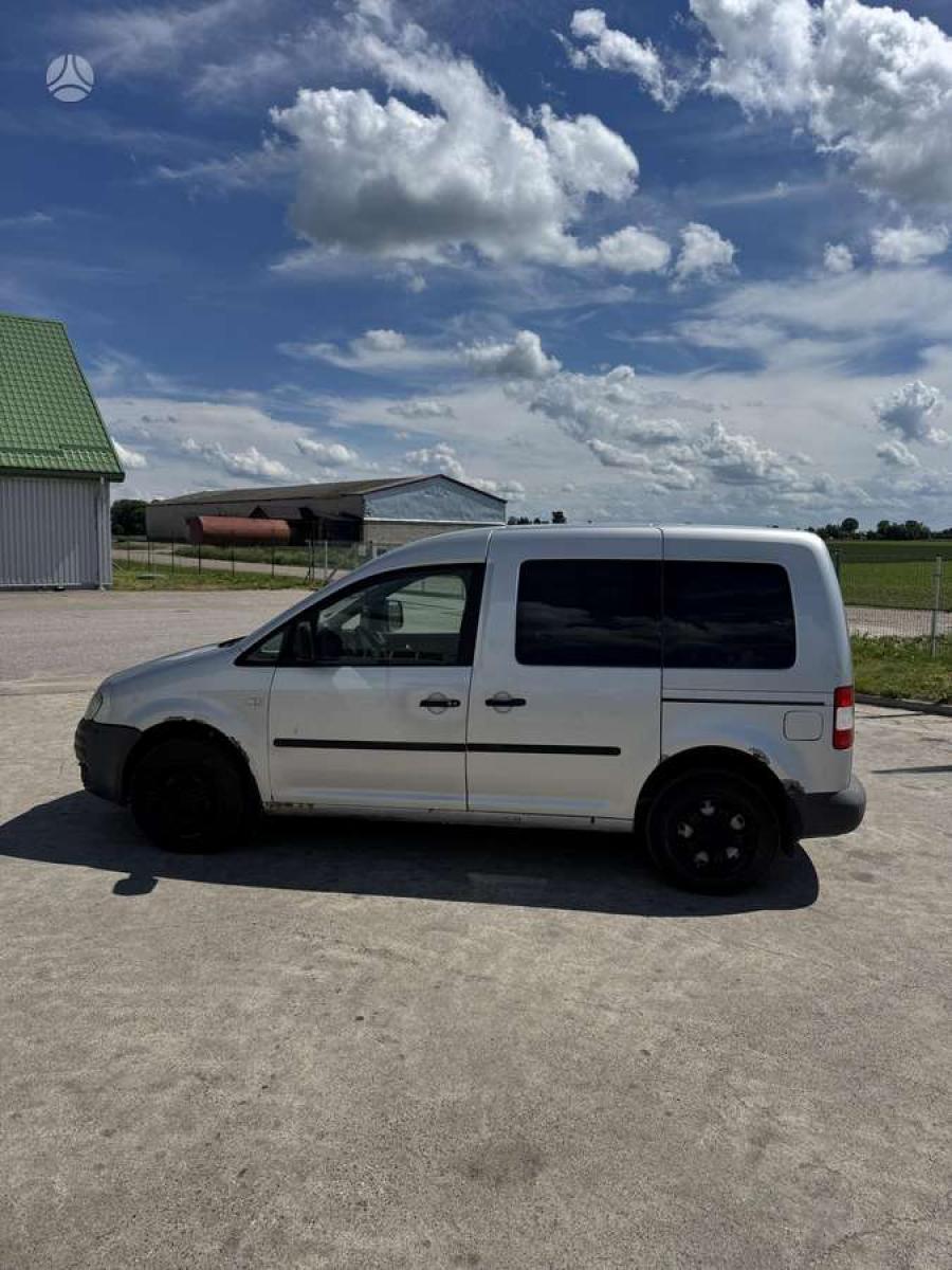 Pelēks Volkswagen Caddy 2007 Marijampole, ar dzinēja tilpumu 1.90 L un nobraukumu 486 tūkst. km par 1000 €, foto 9 vietnē AUTOMOTO.COM.LV