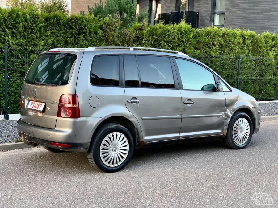 Pelēks Volkswagen Caddy 2007 Kauņa, ar dzinēja tilpumu 1.90 L un nobraukumu 500 tūkst. km par 790 €, foto 12 vietnē AUTOMOTO.COM.LV