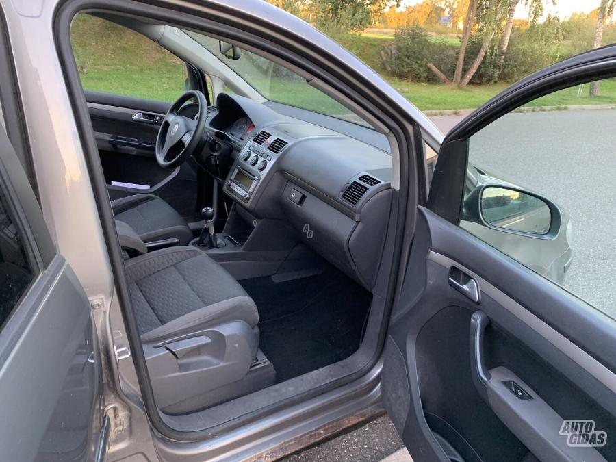 Pelēks Volkswagen Caddy 2007 Kauņa, ar dzinēja tilpumu 1.90 L un nobraukumu 500 tūkst. km par 790 €, foto 20 vietnē AUTOMOTO.COM.LV
