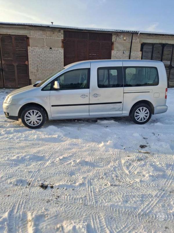 Grey Volkswagen Caddy 2008 in Rokiskis, with an engine capacity of 1.90 L and mileage of 264 thousand km for 3150 €, photo 5 on AUTOMOTO.COM.LV