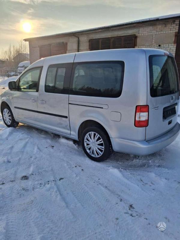 Grey Volkswagen Caddy 2008 in Rokiskis, with an engine capacity of 1.90 L and mileage of 264 thousand km for 3150 €, photo 8 on AUTOMOTO.COM.LV