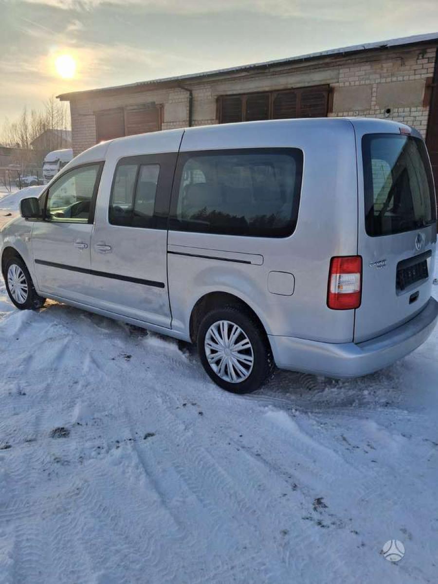 Grey Volkswagen Caddy 2008 in Rokiskis, with an engine capacity of 1.90 L and mileage of 264 thousand km for 3150 €, photo 8 on AUTOMOTO.COM.LV