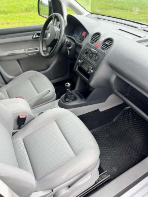 Grey Volkswagen Caddy 2008 in Kaunas, with an engine capacity of 1.90 L and mileage of 310 thousand km for 4950 €, photo 10 on AUTOMOTO.COM.LV