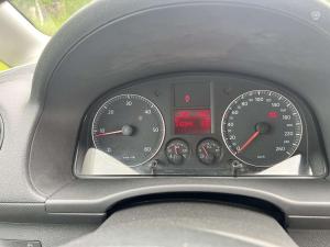 Grey Volkswagen Caddy 2008 in Kaunas, with an engine capacity of 1.90 L and mileage of 310 thousand km for 4950 €, photo 14 on AUTOMOTO.COM.LV