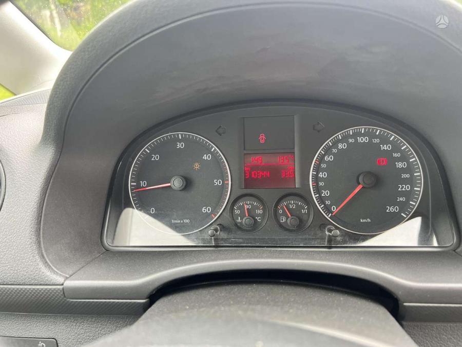 Grey Volkswagen Caddy 2008 in Kaunas, with an engine capacity of 1.90 L and mileage of 310 thousand km for 4950 €, photo 14 on AUTOMOTO.COM.LV