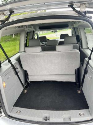 Grey Volkswagen Caddy 2008 in Kaunas, with an engine capacity of 1.90 L and mileage of 310 thousand km for 4950 €, photo 17 on AUTOMOTO.COM.LV