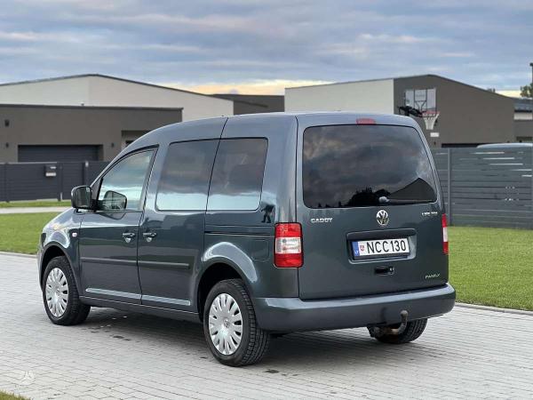 Pelēks Volkswagen Caddy 2008 Mažeikiai, ar dzinēja tilpumu 1.90 L un nobraukumu 295 tūkst. km par 3950 €, foto 2 vietnē AUTOMOTO.COM.LV
