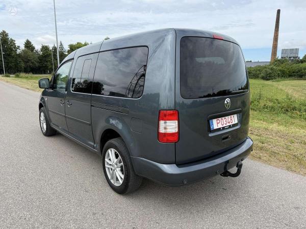 Grey Volkswagen Caddy 2008 in Vilkaviskis, with an engine capacity of 2.00 L and mileage of 253 thousand km for 4999 €, photo 6 on AUTOMOTO.COM.LV