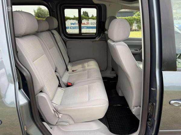 Grey Volkswagen Caddy 2008 in Vilkaviskis, with an engine capacity of 2.00 L and mileage of 253 thousand km for 4999 €, photo 9 on AUTOMOTO.COM.LV