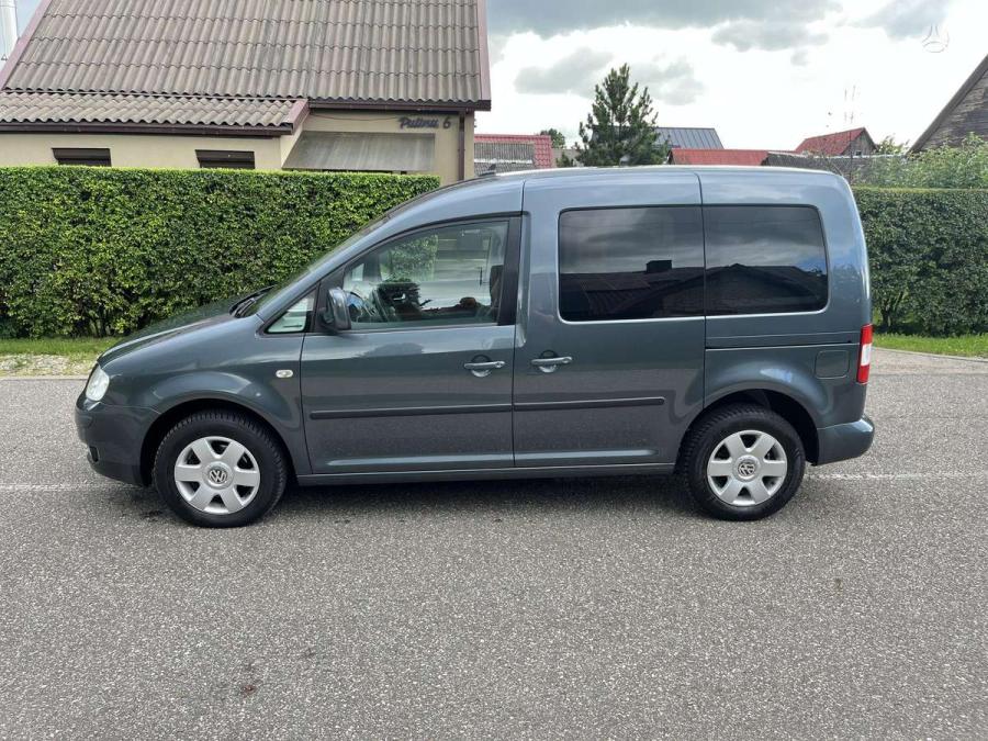 Grey Volkswagen Caddy 2008 in Kedainiai, with an engine capacity of 1.90 L and mileage of 251 thousand km for 5650 €, photo 4 on AUTOMOTO.COM.LV