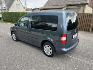 Grey Volkswagen Caddy 2008 in Kedainiai, with an engine capacity of 1.90 L and mileage of 251 thousand km for 5650 €, photo 5 on AUTOMOTO.COM.LV