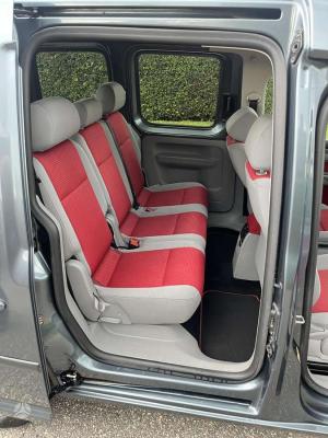 Grey Volkswagen Caddy 2008 in Kedainiai, with an engine capacity of 1.90 L and mileage of 251 thousand km for 5650 €, photo 17 on AUTOMOTO.COM.LV