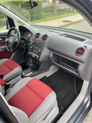 Grey Volkswagen Caddy 2008 in Kedainiai, with an engine capacity of 1.90 L and mileage of 251 thousand km for 5650 €, photo 18 on AUTOMOTO.COM.LV