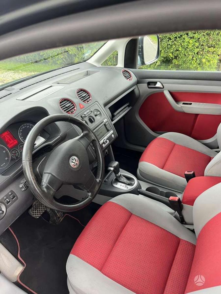 Grey Volkswagen Caddy 2008 in Kedainiai, with an engine capacity of 1.90 L and mileage of 251 thousand km for 5650 €, photo 19 on AUTOMOTO.COM.LV