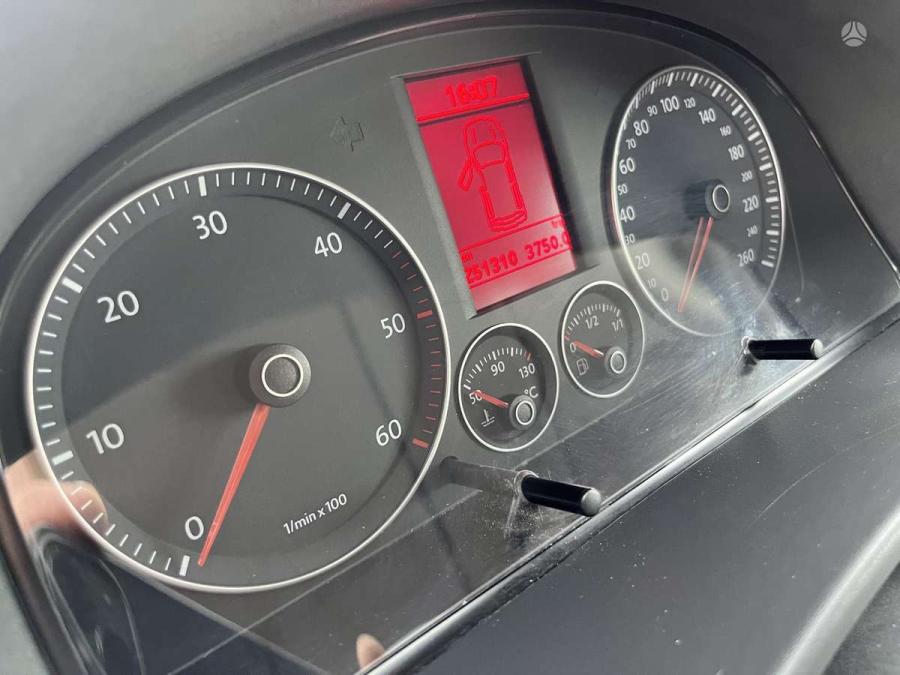 Grey Volkswagen Caddy 2008 in Kedainiai, with an engine capacity of 1.90 L and mileage of 251 thousand km for 5650 €, photo 20 on AUTOMOTO.COM.LV