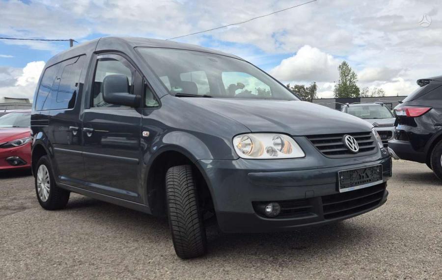 Pelēks Volkswagen Caddy 2008 Kauņa, ar dzinēja tilpumu 1.39 L un nobraukumu 165 tūkst. km par 3650 €, foto 5 vietnē AUTOMOTO.COM.LV