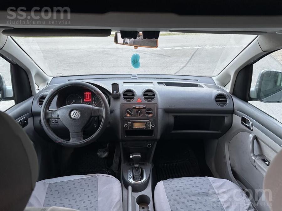 Pelēks Volkswagen Caddy 2008 Rīga, ar dzinēja tilpumu 1.90 L un nobraukumu 466 tūkst. km par 1650 €, foto 9 vietnē AUTOMOTO.COM.LV