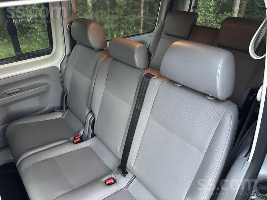 Pelēks Volkswagen Caddy 2008 Rīga, ar dzinēja tilpumu 1.90 L un nobraukumu 466 tūkst. km par 1650 €, foto 10 vietnē AUTOMOTO.COM.LV