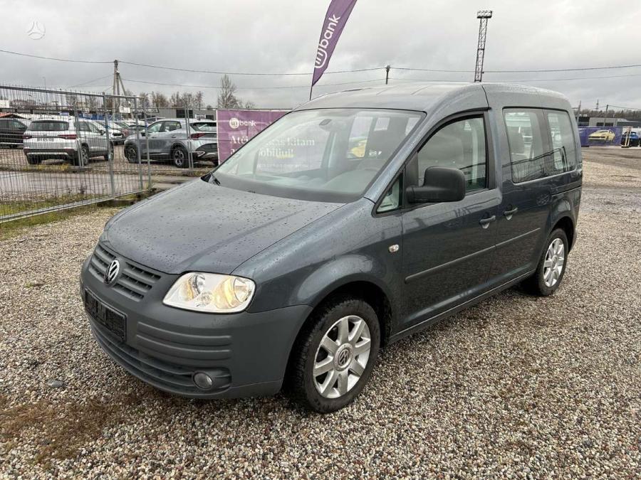 Pelēks Volkswagen Caddy 2009 Kauņa, ar dzinēja tilpumu 2.00 L un nobraukumu 380 tūkst. km par 2990 €, foto 3 vietnē AUTOMOTO.COM.LV