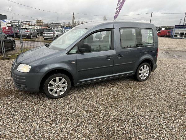 Grey Volkswagen Caddy 2009 in Kaunas, with an engine capacity of 2.00 L and mileage of 380 thousand km for 2990 €, photo 5 on AUTOMOTO.COM.LV