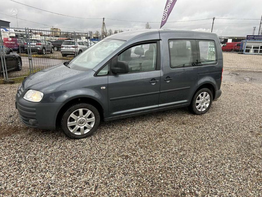 Pelēks Volkswagen Caddy 2009 Kauņa, ar dzinēja tilpumu 2.00 L un nobraukumu 380 tūkst. km par 2990 €, foto 5 vietnē AUTOMOTO.COM.LV