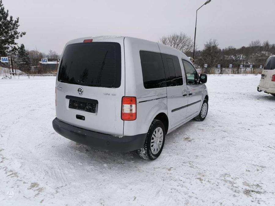 Pelēks Volkswagen Caddy 2009 Alīta, ar dzinēja tilpumu 1.90 L un nobraukumu 283 tūkst. km par 4800 €, foto 3 vietnē AUTOMOTO.COM.LV