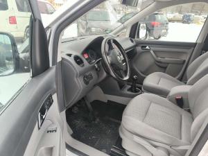 Pelēks Volkswagen Caddy 2009 Alīta, ar dzinēja tilpumu 1.90 L un nobraukumu 283 tūkst. km par 4800 €, foto 11 vietnē AUTOMOTO.COM.LV