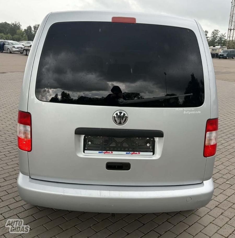 Grey Volkswagen Caddy 2009 in Marijampole, with an engine capacity of 1.90 L and mileage of 276 thousand km for 4850 €, photo 7 on AUTOMOTO.COM.LV