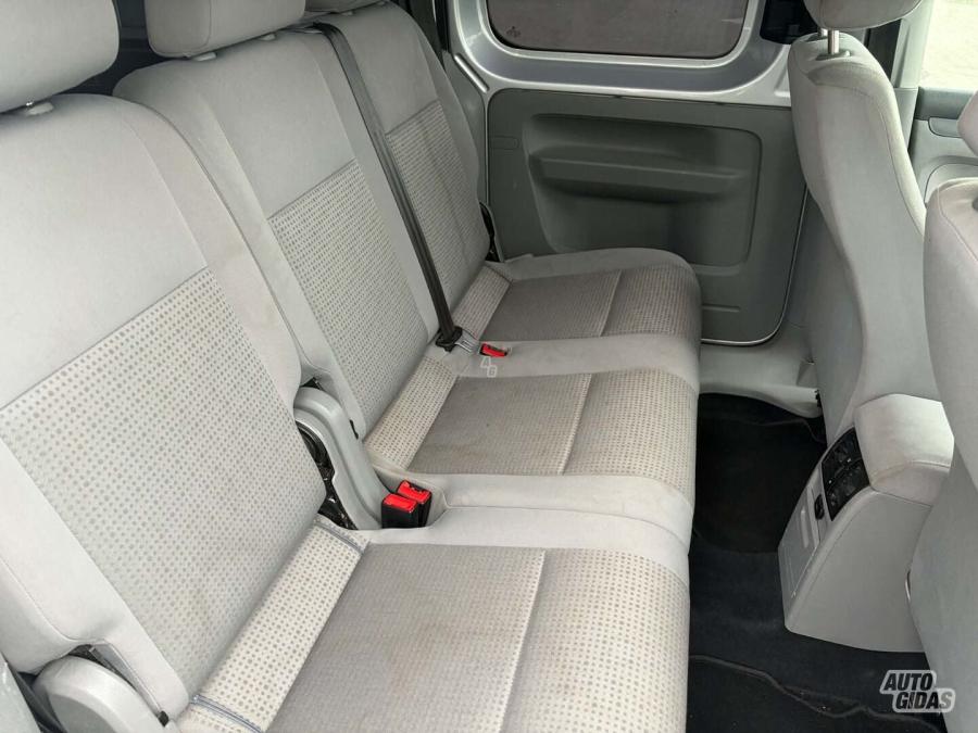 Grey Volkswagen Caddy 2009 in Marijampole, with an engine capacity of 1.90 L and mileage of 276 thousand km for 4850 €, photo 14 on AUTOMOTO.COM.LV