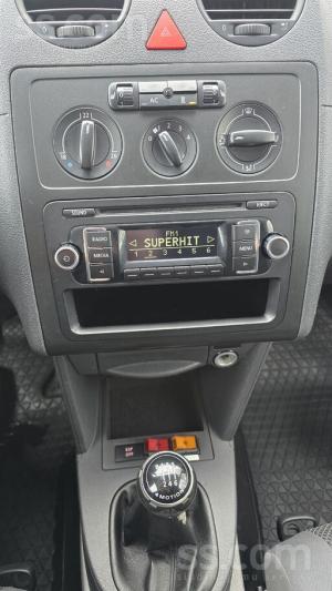 Grey Volkswagen Caddy 2009 in Valmiera, with an engine capacity of 1.90 L and mileage of 376 thousand km for 4800 €, photo 14 on AUTOMOTO.COM.LV