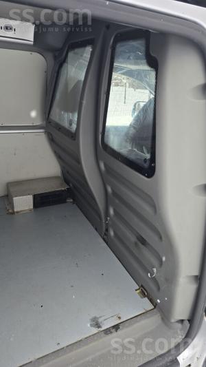 Grey Volkswagen Caddy 2009 in Valmiera, with an engine capacity of 1.90 L and mileage of 376 thousand km for 4800 €, photo 19 on AUTOMOTO.COM.LV