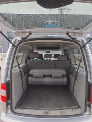 Grey Volkswagen Caddy 2009 in Vilnius, with an engine capacity of 1.60 L and mileage of 218 thousand km for 5450 €, photo 15 on AUTOMOTO.COM.LV
