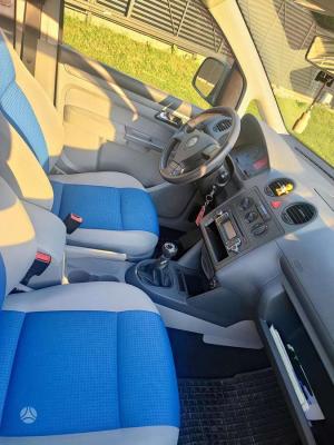 Pelēks Volkswagen Caddy 2009 Prienai, ar dzinēja tilpumu 1.90 L un nobraukumu 198 tūkst. km par 5500 €, foto 3 vietnē AUTOMOTO.COM.LV