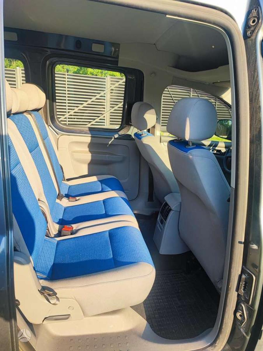 Pelēks Volkswagen Caddy 2009 Prienai, ar dzinēja tilpumu 1.90 L un nobraukumu 198 tūkst. km par 5500 €, foto 4 vietnē AUTOMOTO.COM.LV