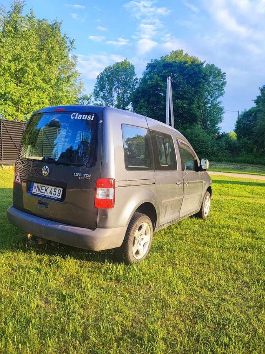Pelēks Volkswagen Caddy 2009 Prienai, ar dzinēja tilpumu 1.90 L un nobraukumu 198 tūkst. km par 5500 €, foto 5 vietnē AUTOMOTO.COM.LV
