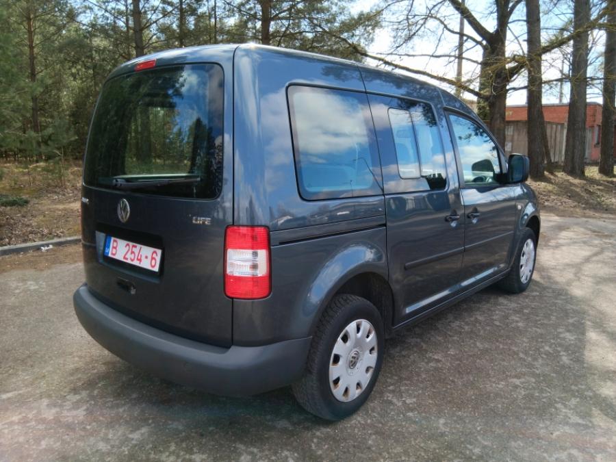 Pelēks Volkswagen Caddy 2009 Rīga, ar dzinēja tilpumu 1.40 L un nobraukumu 241 tūkst. km par 4200 €, foto 4 vietnē AUTOMOTO.COM.LV