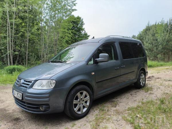 Grey Volkswagen Caddy 2009 in Riga, with an engine capacity of 1.90 L and mileage of 431 thousand km for 3900 €, photo 2 on AUTOMOTO.COM.LV