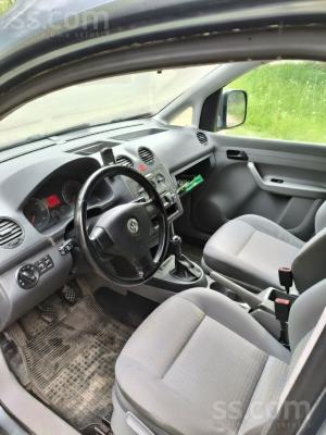 Pelēks Volkswagen Caddy 2009 Rīga, ar dzinēja tilpumu 1.90 L un nobraukumu 431 tūkst. km par 3900 €, foto 7 vietnē AUTOMOTO.COM.LV
