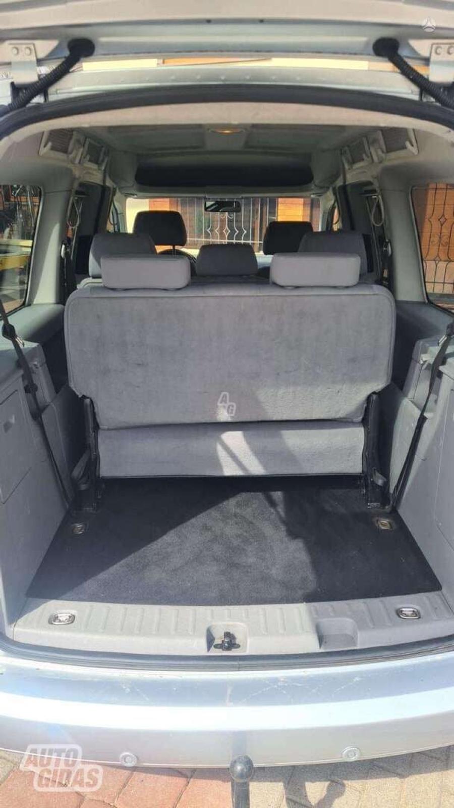 Pelēks Volkswagen Caddy 2009 Šauļi, ar dzinēja tilpumu 2.00 L un nobraukumu 303 tūkst. km par 5900 €, foto 14 vietnē AUTOMOTO.COM.LV