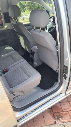 Pelēks Volkswagen Caddy 2009 Šauļi, ar dzinēja tilpumu 2.00 L un nobraukumu 303 tūkst. km par 5900 €, foto 15 vietnē AUTOMOTO.COM.LV