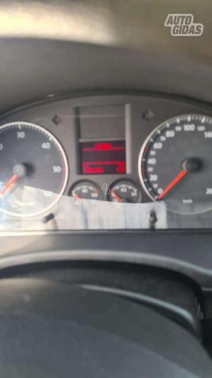 Pelēks Volkswagen Caddy 2009 Šauļi, ar dzinēja tilpumu 2.00 L un nobraukumu 303 tūkst. km par 5900 €, foto 17 vietnē AUTOMOTO.COM.LV